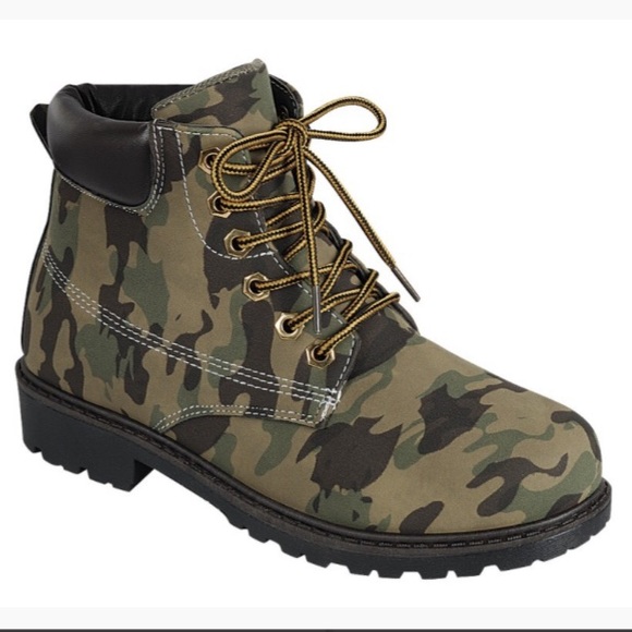 Shoes | Camo Work Boots | Poshmark